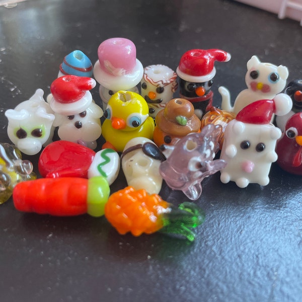 Colorful T-rex or Tyrannosaurus Rex Charm Beads - Battle of the Beads ...