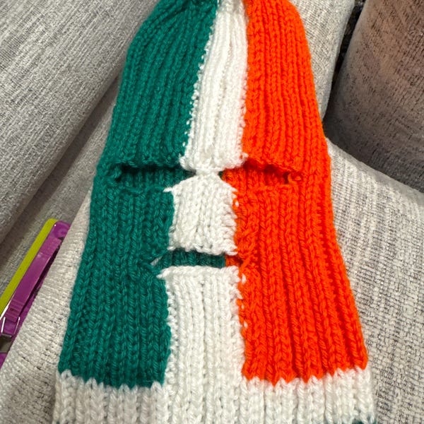 Knitting Pattern - Official Kneecap Balaclava - Etsy