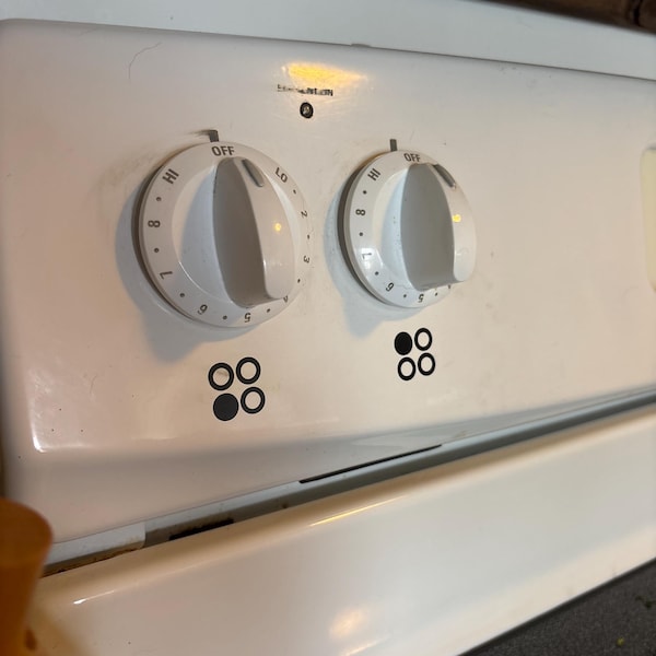 Stove Burner Labels, Visual Aid. 1, 2, 3, 4, TOP, BOTTOM, up Arrow ...