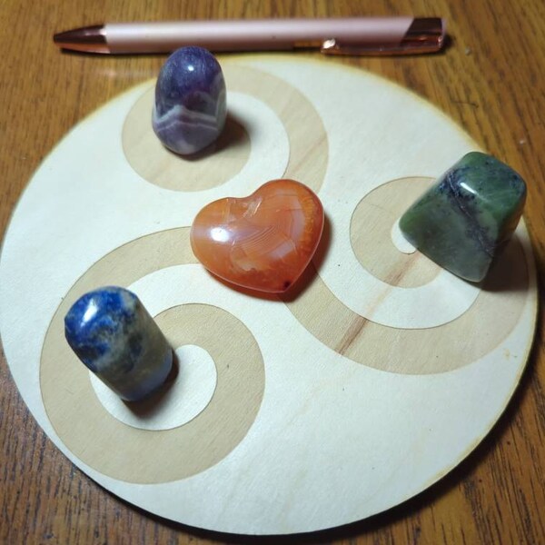 Triskelion Crystal Grid - Triskele Crystal Grid - Triple Spiral Crystal ...