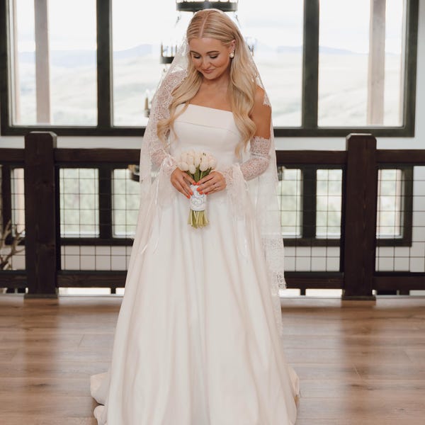 Modern Veil Extra Wide Double Layered Two Tier Veil Barely There Ivory ...