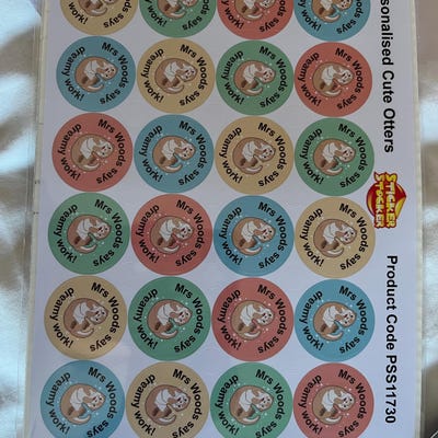 144 Well Done Busy Bee 30 Mm Reward Stickers for School Teachers ...