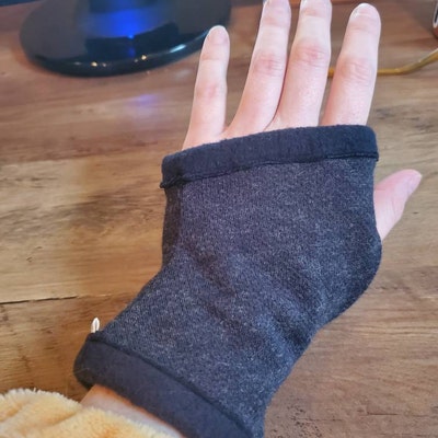 Organic Cotton Basic Black Computer Gloves, Texting Glove, Hand Warmers ...