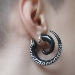 Boucles d'oreilles Tibet / Népal à porter avec Plugs | Etsy France