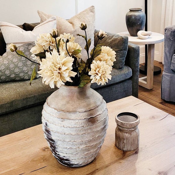 Designer Hand Block Style Design Geometric Abstract Stripe Wave Grey ...