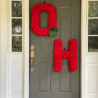 THE Official OSU Block O Wreath With Over 100 Red Silk Carnations, Real ...