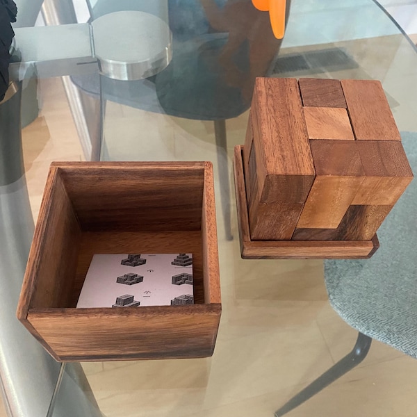 Cluebox - Sherlock's Camera Puzzle Box - Fun Multi Step Challenging ...