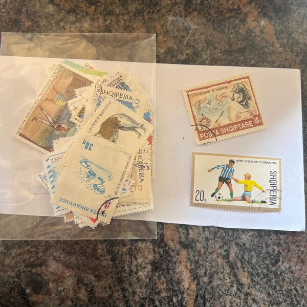 Triangle/triangular Postage Stamps - 50 to 300 Different - USED & off ...