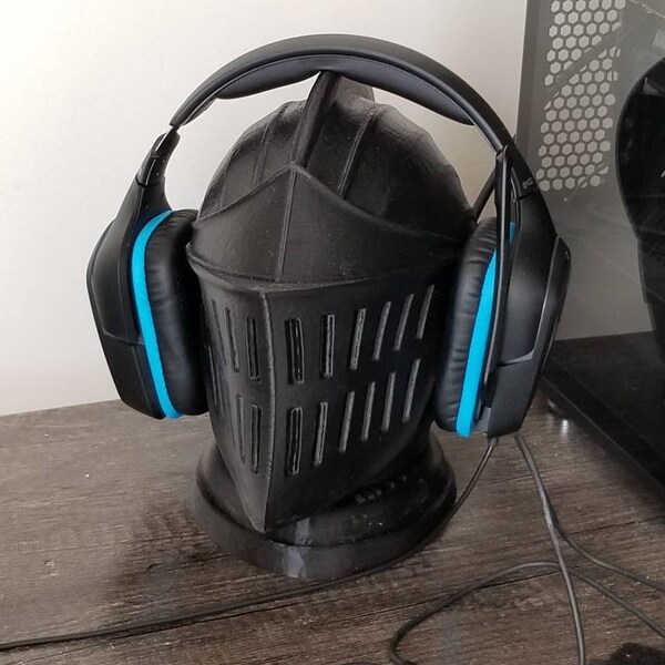 Lothric Knight Headphone Stand | Knight Perfect Gamer Gift | Lothric ...