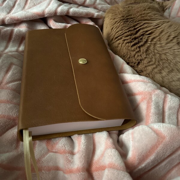 NLT Inspire Bible NLT Journaling Bible Recovered Cowhide Leather Cover ...