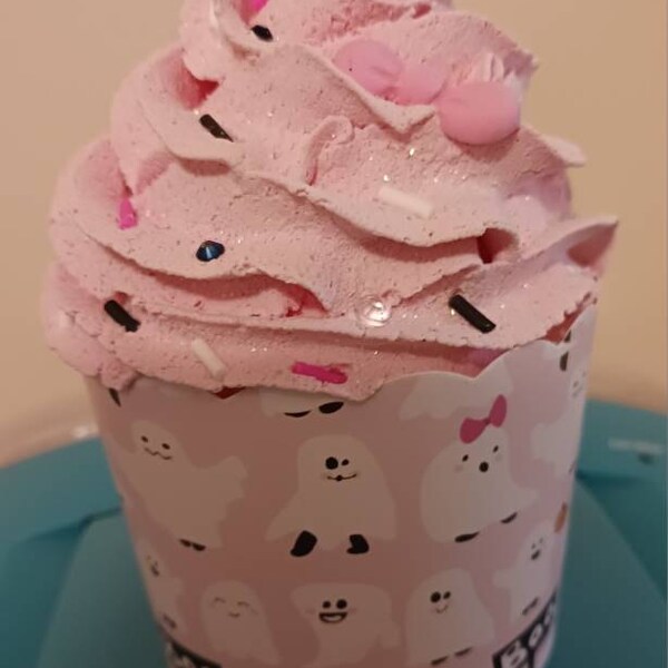 Faux Retro Reindeer Cupcake/fake Christmas Cupcake/fake Cupcake/food ...