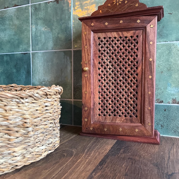 Wooden Key Box Mount Cute and Rustic Decorative Key Cabinet Premium ...