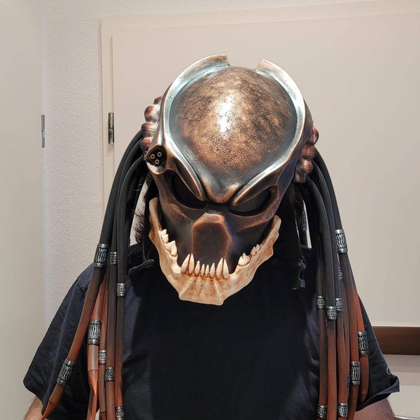 Berserker Predator Mask: Wearable Resin Biomask, Sci-fi Cosplay - Etsy