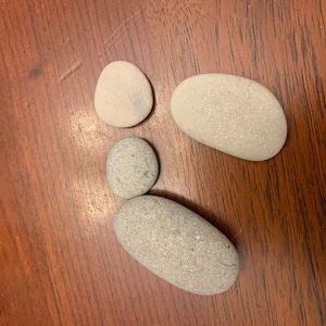 Set of Small Pebbles People - PRICE PER SET - Diy Pebbles for Crafts ...