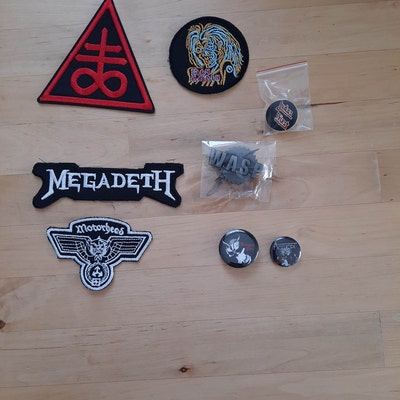 Eddie Munson Vest Patches and Pins screen Accurate COMPLETE Set ...