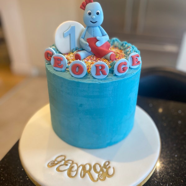 Iggle Piggle in the Night Garden Birthday Handmade Cake Topper Set ...