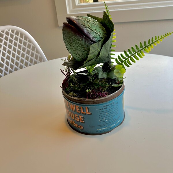 Massive Life Size Audrey 2 Replica Movie Prop Little Shop of Horrors ...