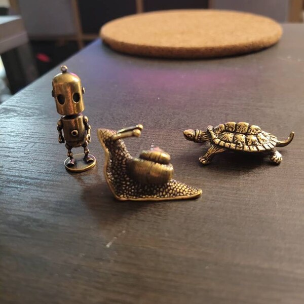 Bitsy, the Brass Robot Figurine - Etsy