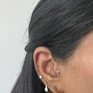 14k Solid Gold Three Stone Cartilage Piercing Dainty Stud Earring Helix ...