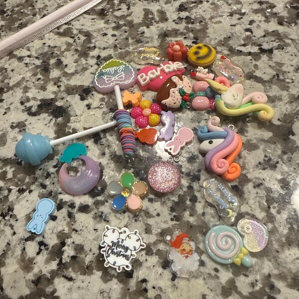 10pc or 20pc Rainbow Kawaii RANDOM Charm Set -kawaii Rainbow Charm ...