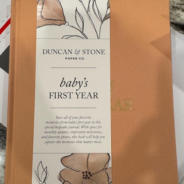 Holiday Memory Book: Christmas Scrapbook Album and Family Journal ...