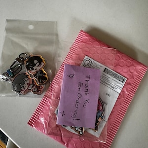 Luka Added !! ~ Alien Stage Alnst Keychains - Etsy