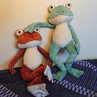 Stuffed Frog PDF Sewing Pattern & Tutorial Stuffed Animals Plush Toys ...