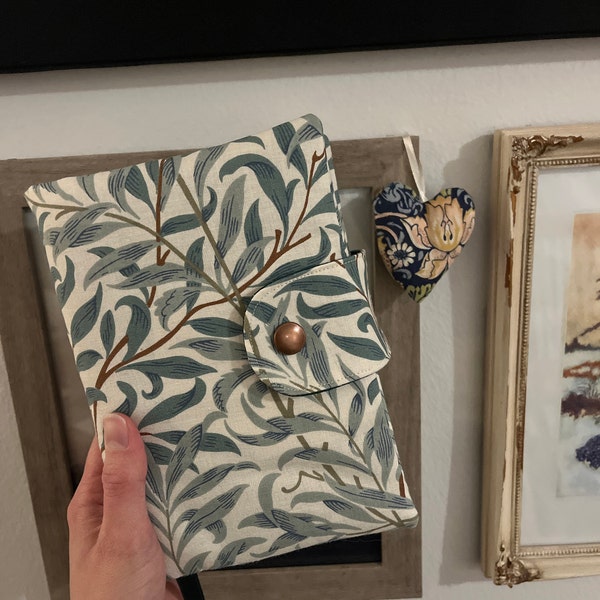 Blue Strawberry Thief Book Sleeve With Closure and Front Pocket – Two ...