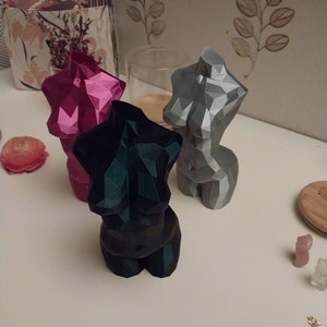 Luxe Female Torso Statue Figure Low Poly Style Dazzling Unique Finish ...
