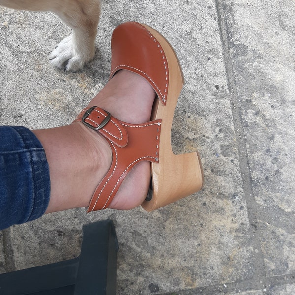 Vegan Swedish Clogs ESTELLE Handmade Clogs, Vegan Leather, Honey Vegan ...