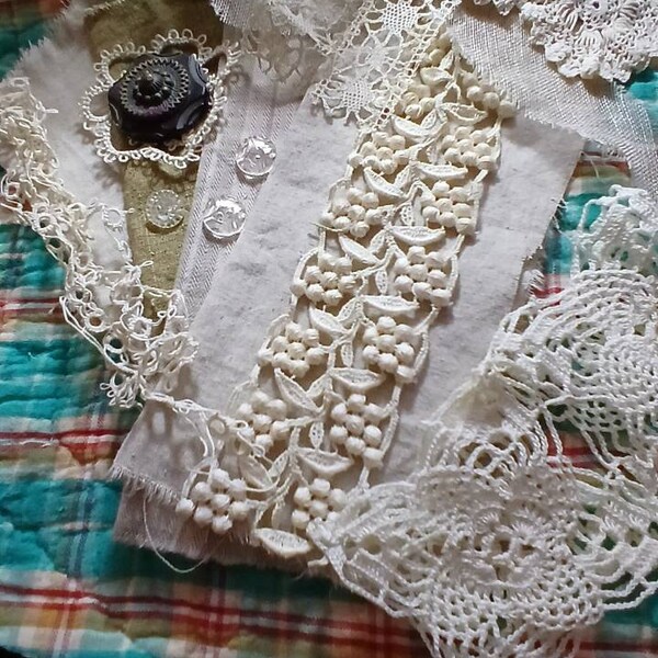 Elegant Lace Bundle, Vintage Crocheted Tatting Bundle, Slow Stitch ...