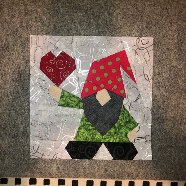 GNOME WITH HEART Paper Pieced Block Pattern in Pdf - Etsy