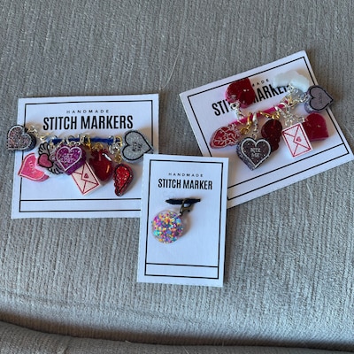 Holographic Rainbow Stitch Marker Keychain - Etsy