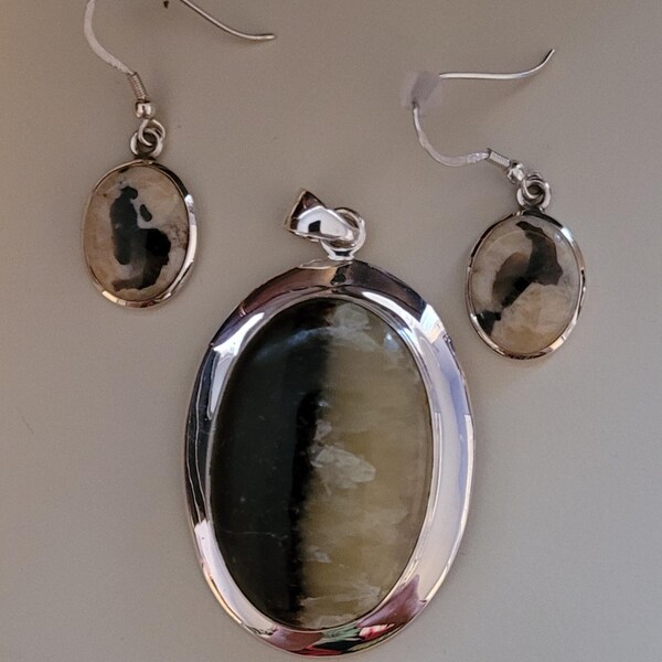 Magnificent Stone... Big Rectangle Shape Ocean Jasper Ring Cab Stone ...