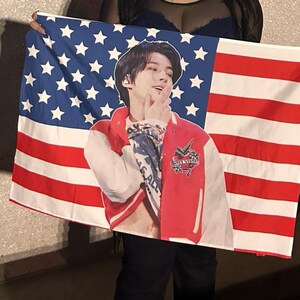 Loona Chuu Salute Flag Banner, Chuu American Flag Tapestry, Chuu Merch ...