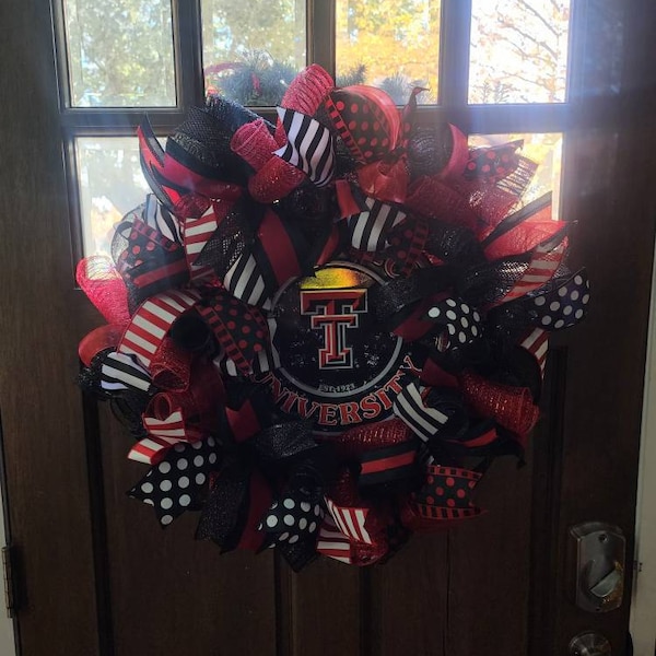 Texas A&M Wreath, Gig Em' Aggies Wreath, College Sport Wreath, Maroon ...