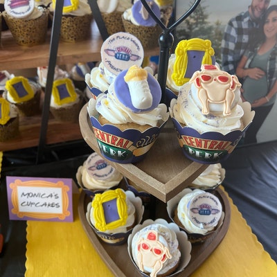 Friends Cookie Cutter Set . TV Series . Present for Friends Fans ...