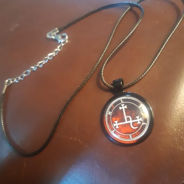 Clauneck Pendant, Wealth Demon, Black Magic Spell Amulet, Left Hand ...