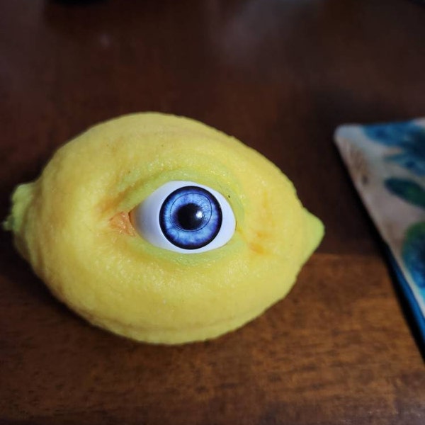 The All Seeing Lemon - Etsy Israel