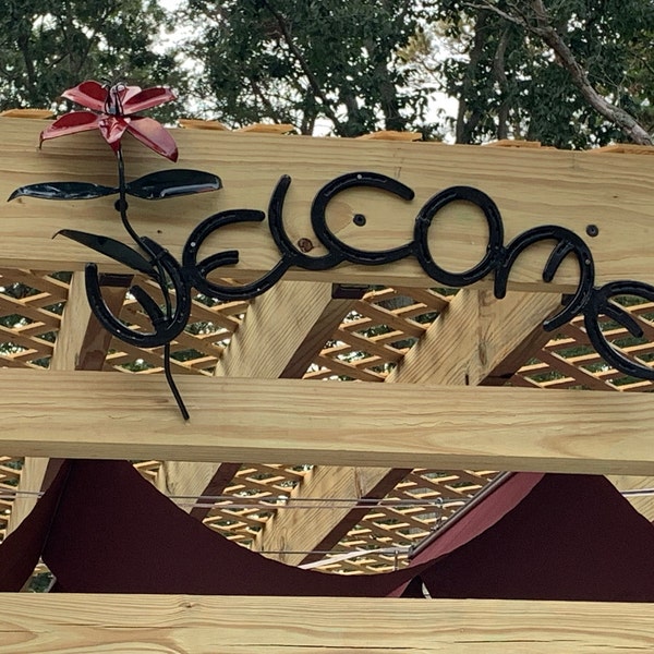 Metal Lily With Stem, Leaves and a Flawless Powdercoat Finish for ...
