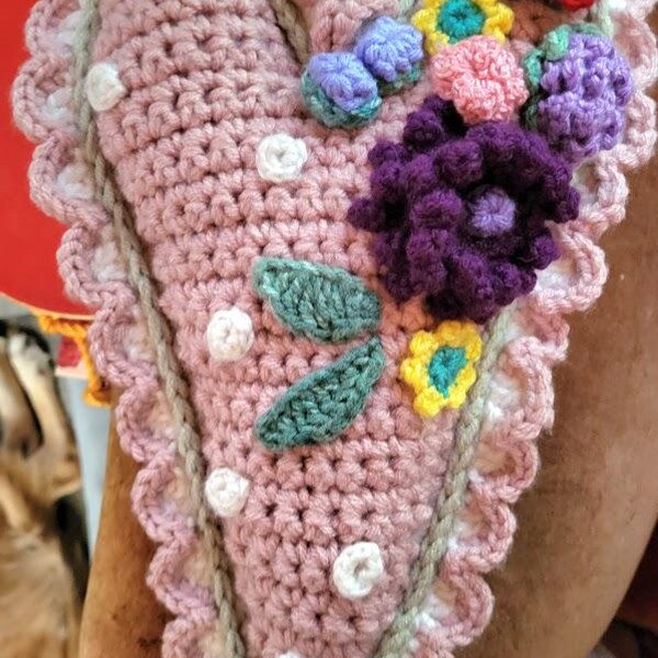 Crochet Pattern Shawl ‘folklore’ - Wrap Stole Flowers Strawberries ...