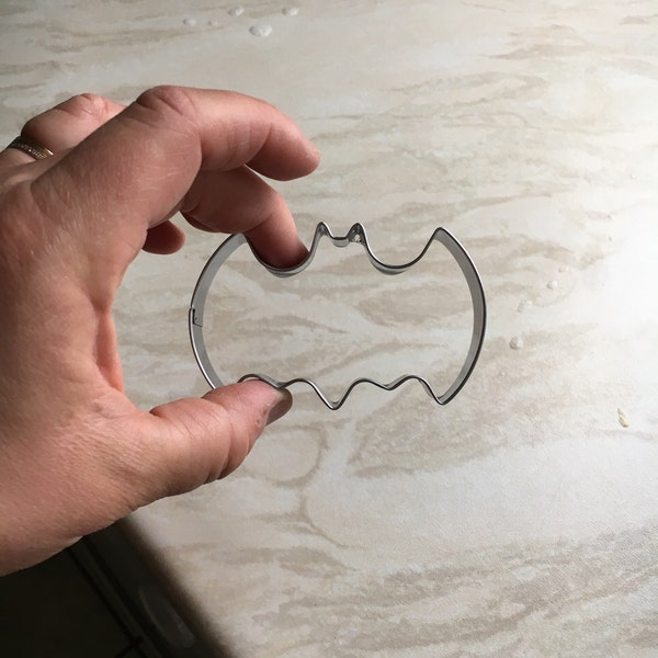 Bat Cookie Cutter Approx. 2 X 3 for Fondant Icing Cake Cupcakes ...