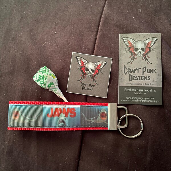 Jaws Keychain, JAWS, Shark, Horror Movie Keychain, Keychain, Horror ...