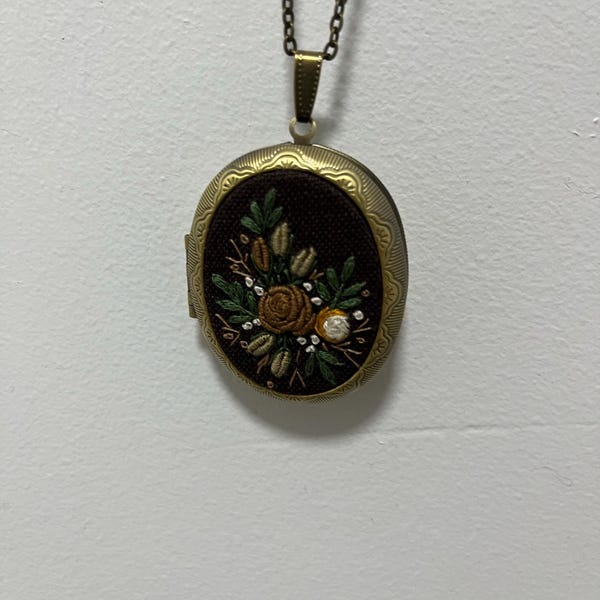 Sunflower Photo Locket Necklace, Embroidered Sunflower Pendant Necklace ...
