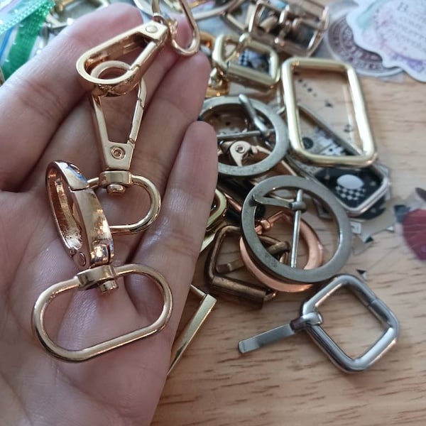 Reclaimed Metal Swivel Clips, Circular Clips, Salvaged Purse Hardware ...