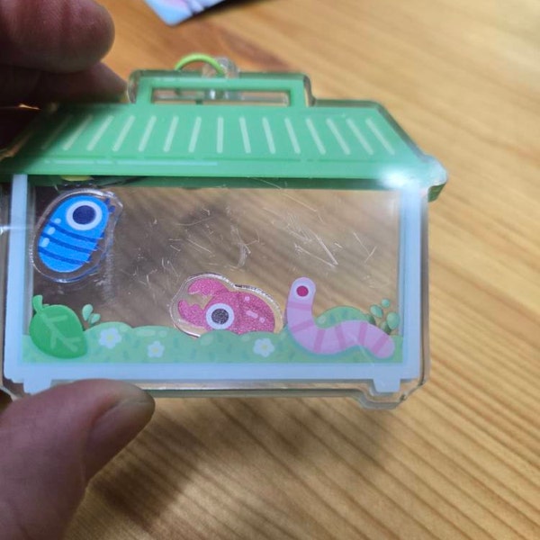 Bug Keeper 3.5 Inch Shaker Acrylic Charm Critter Keeper Keychain Nature ...