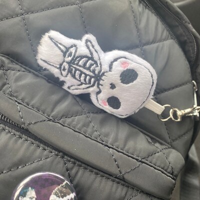 Skeleton Squishy Keychains Halloween Skull Mini Plush Keychain for ...