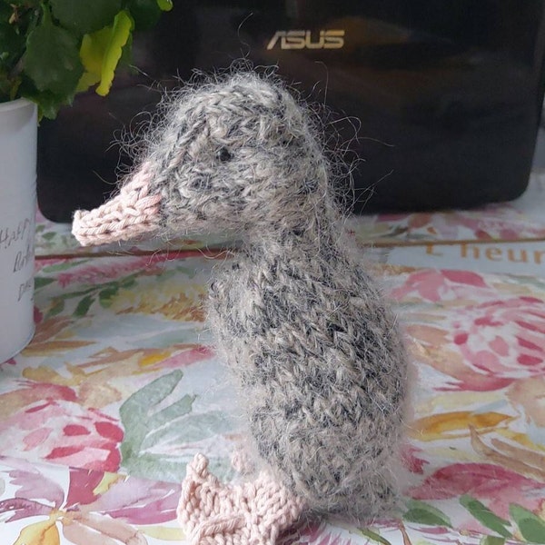 KNITTING PATTERN - NEW Lucky Duckling - Etsy