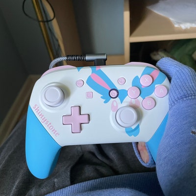 Custom the Legend of Zelda Hylian Shield Themed Nintendo Switch Pro ...