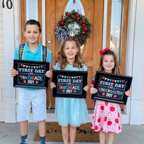 INSTANT DOWNLOAD First Day of 3rd Grade School Sign Print Yourself ...